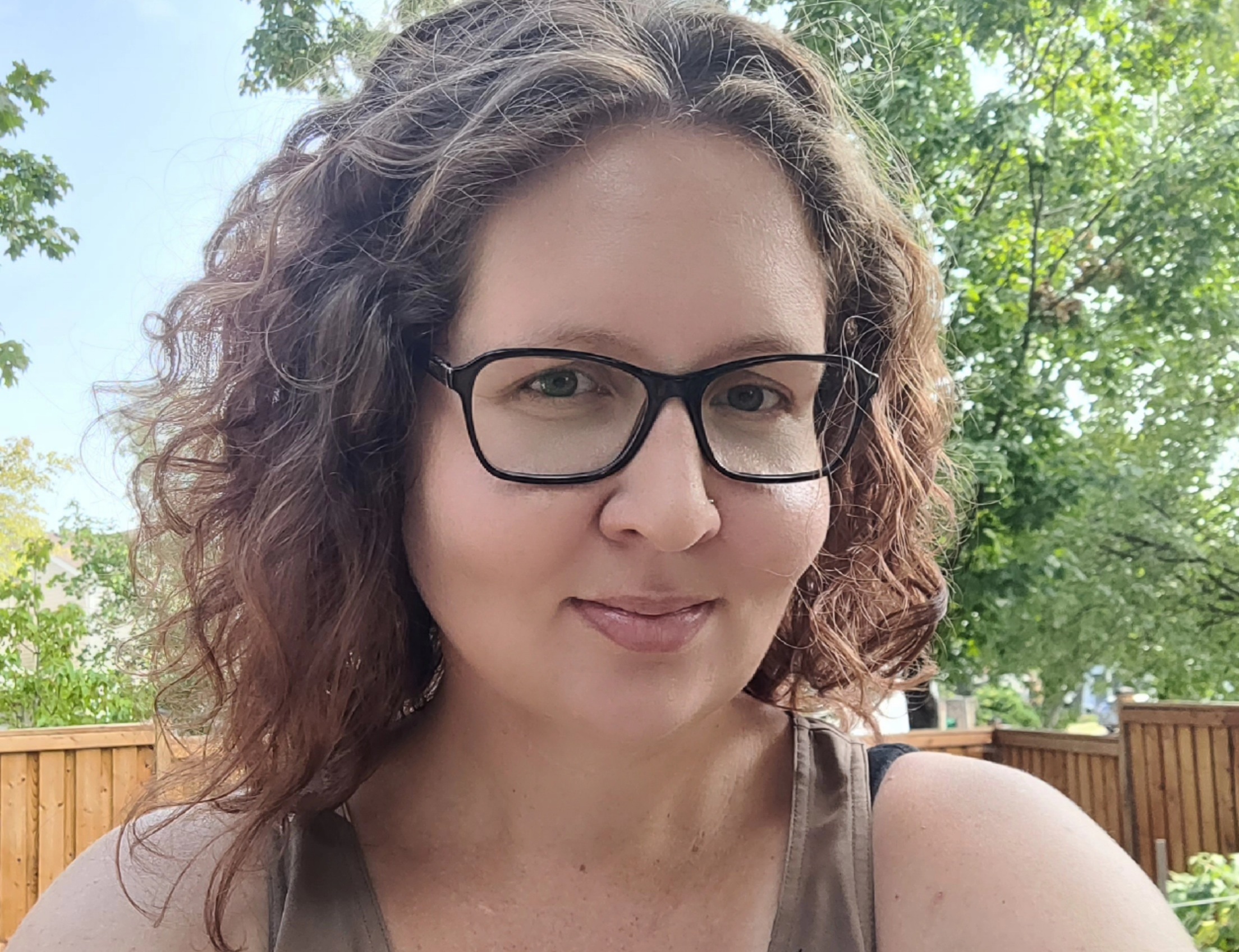 Kirsten Efremov - Young Adult Cancer Canada